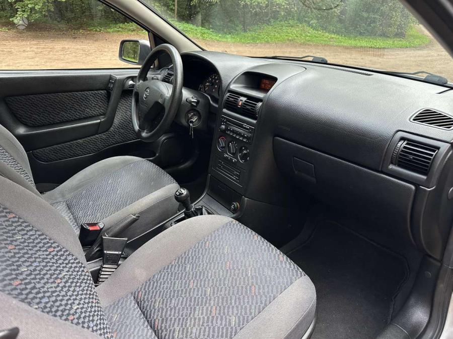 Pelēks Opel Astra 2002 Utena, ar dzinēja tilpumu 1.60 L un nobraukumu 103 tūkst. km par 850 €, foto 16 vietnē AUTOMOTO.COM.LV