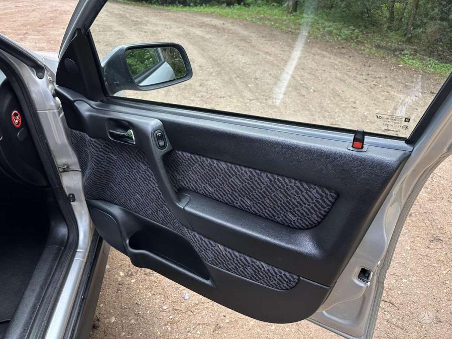 Pelēks Opel Astra 2002 Utena, ar dzinēja tilpumu 1.60 L un nobraukumu 103 tūkst. km par 850 €, foto 17 vietnē AUTOMOTO.COM.LV