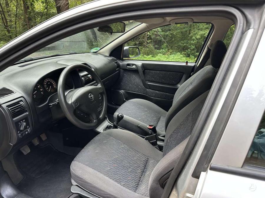 Pelēks Opel Astra 2002 Utena, ar dzinēja tilpumu 1.60 L un nobraukumu 103 tūkst. km par 850 €, foto 20 vietnē AUTOMOTO.COM.LV