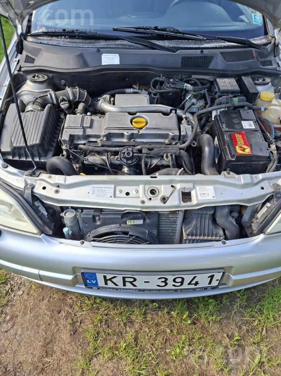 Pelēks Opel Astra 2002 Jēkabpils, ar dzinēja tilpumu 2.00 L un nobraukumu 258 tūkst. km par 600 €, foto 5 vietnē AUTOMOTO.COM.LV