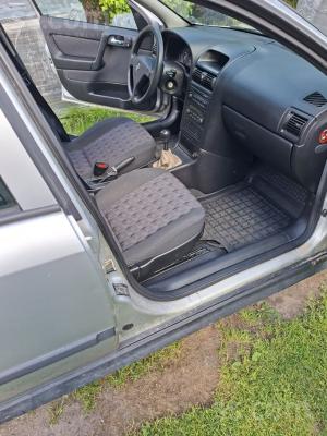 Pelēks Opel Astra 2002 Jēkabpils, ar dzinēja tilpumu 2.00 L un nobraukumu 258 tūkst. km par 600 €, foto 8 vietnē AUTOMOTO.COM.LV