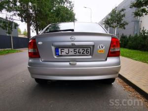 Pelēks Opel Astra 2002 Rīga, ar dzinēja tilpumu 1.60 L un nobraukumu 142 tūkst. km par 850 €, foto 4 vietnē AUTOMOTO.COM.LV