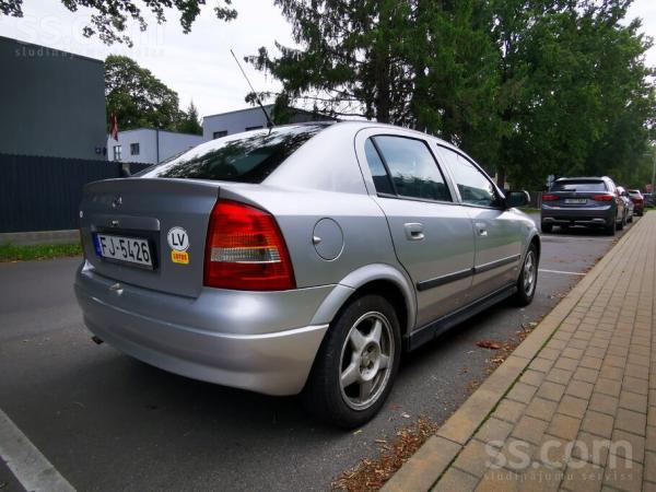 Grey Opel Astra 2002 in Riga, with an engine capacity of 1.60 L and mileage of 142 thousand km for 850 €, photo 5 on AUTOMOTO.COM.LV