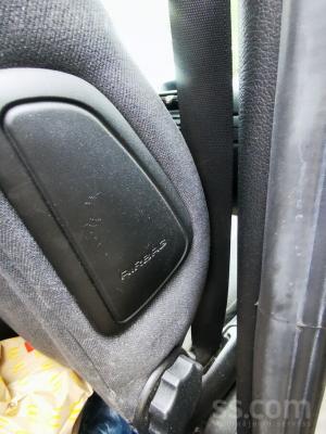 Pelēks Opel Astra 2002 Rīga, ar dzinēja tilpumu 1.60 L un nobraukumu 142 tūkst. km par 850 €, foto 13 vietnē AUTOMOTO.COM.LV