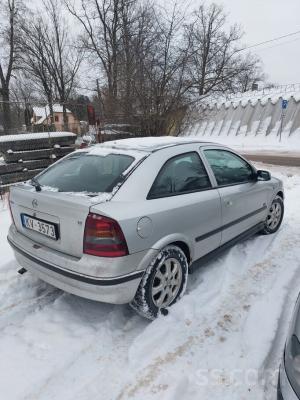 Pelēks Opel Astra 2003 Ogre, ar dzinēja tilpumu 1.60 L un nobraukumu 245 tūkst. km par 650 €, foto 5 vietnē AUTOMOTO.COM.LV
