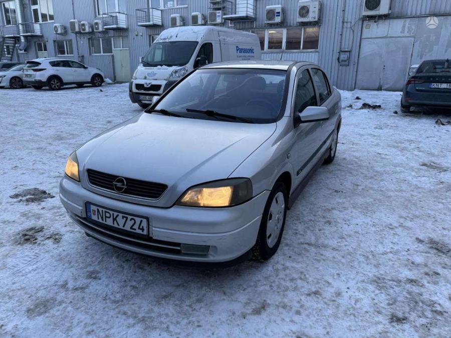 Grey Opel Astra 2003 in Klaipeda, with an engine capacity of 0.00 L and mileage of 229 thousand km for 850 €, photo 2 on AUTOMOTO.COM.LV