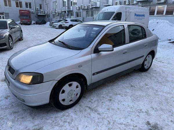 Grey Opel Astra 2003 in Klaipeda, with an engine capacity of 0.00 L and mileage of 229 thousand km for 850 €, photo 3 on AUTOMOTO.COM.LV