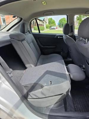 Pelēks Opel Astra 2003 Ventspils, ar dzinēja tilpumu 1.60 L un nobraukumu 180 tūkst. km par 990 €, foto 18 vietnē AUTOMOTO.COM.LV