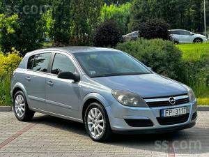 Pelēks Opel Astra 2004 Rīga, ar dzinēja tilpumu 1.70 L un nobraukumu 288 tūkst. km par 3450 €, foto 8 vietnē AUTOMOTO.COM.LV