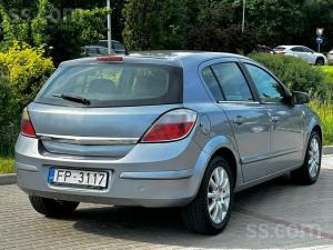 Pelēks Opel Astra 2004 Rīga, ar dzinēja tilpumu 1.70 L un nobraukumu 288 tūkst. km par 3450 €, foto 12 vietnē AUTOMOTO.COM.LV