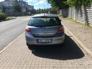 Grey Opel Astra 2004 in Dobele, with an engine capacity of 1.70 L and mileage of 289 thousand km for 500 €, photo 4 on AUTOMOTO.COM.LV