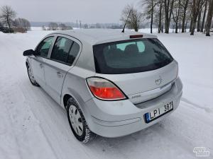 Grey Opel Astra 2004 in Kaunas, with an engine capacity of 1.70 L and mileage of 333 thousand km for 999 €, photo 10 on AUTOMOTO.COM.LV