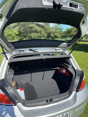 Pelēks Opel Astra 2004 Marijampole, ar dzinēja tilpumu 1.60 L un nobraukumu 364 tūkst. km par 1200 €, foto 14 vietnē AUTOMOTO.COM.LV
