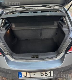 Pelēks Opel Astra 2004 Cēsis, ar dzinēja tilpumu 1.60 L un nobraukumu 335 tūkst. km par 1300 €, foto 6 vietnē AUTOMOTO.COM.LV