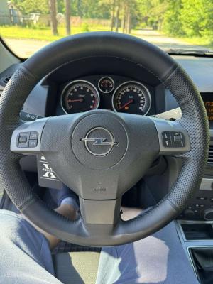 Grey Opel Astra 2004 in Kazlu Ruda, with an engine capacity of 1.60 L and mileage of 266 thousand km for 1050 €, photo 33 on AUTOMOTO.COM.LV
