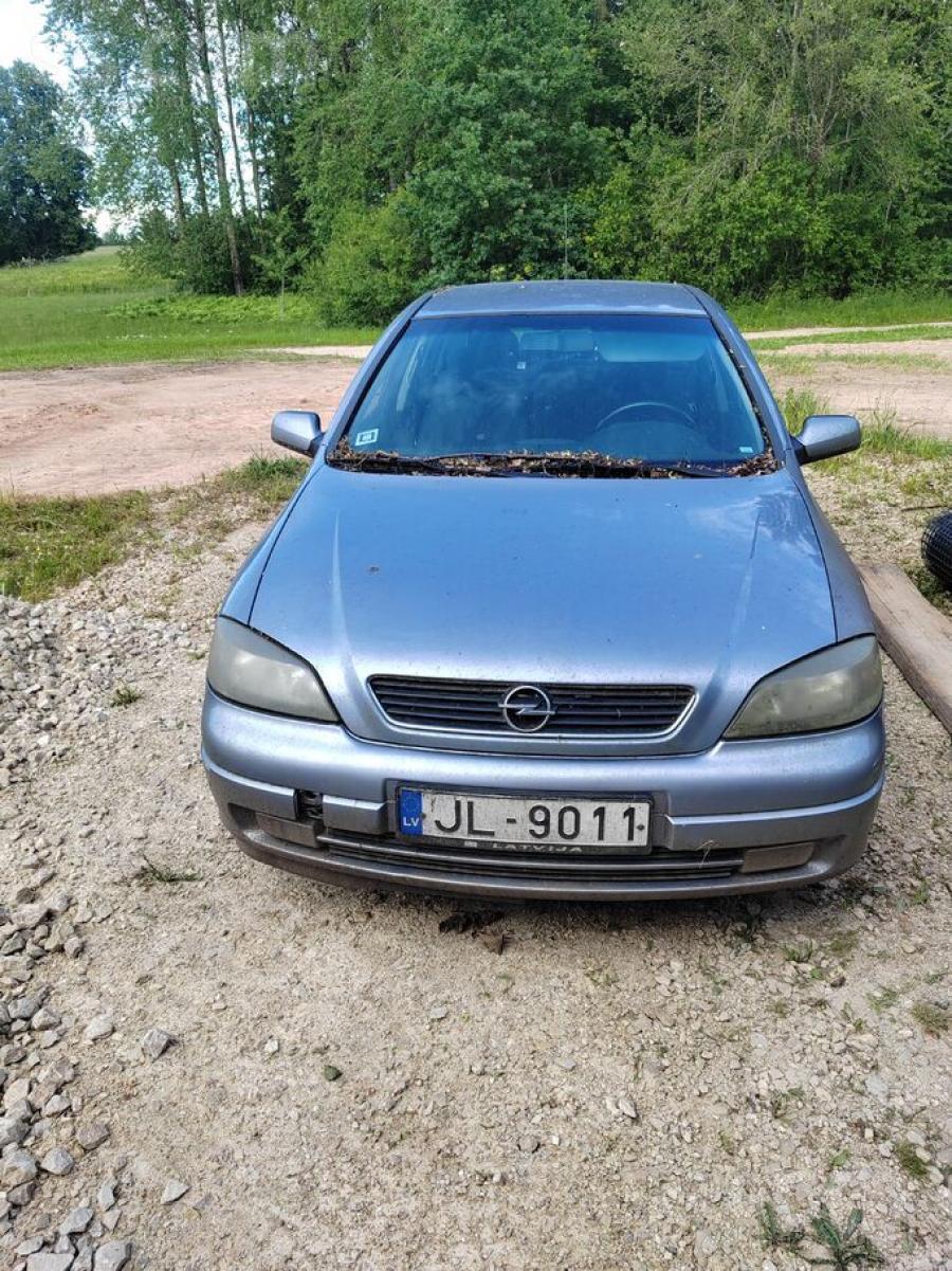 Pelēks Opel Astra 2004 Rīga, ar dzinēja tilpumu 1.70 L un nobraukumu 216 tūkst. km par 300 €, foto 5 vietnē AUTOMOTO.COM.LV