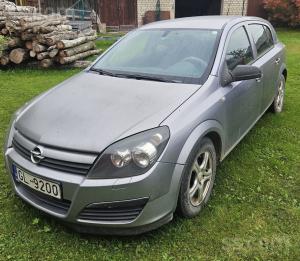Pelēks Opel Astra 2004 Alūksne, ar dzinēja tilpumu 1.70 L un nobraukumu 305 tūkst. km par 1200 €, foto  vietnē AUTOMOTO.COM.LV