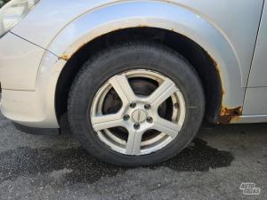 Pelēks Opel Astra 2004 Kauņa, ar dzinēja tilpumu 1.70 L un nobraukumu 355 tūkst. km par 499 €, foto 8 vietnē AUTOMOTO.COM.LV