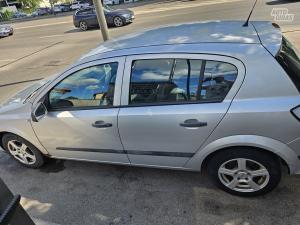 Pelēks Opel Astra 2004 Kauņa, ar dzinēja tilpumu 1.70 L un nobraukumu 355 tūkst. km par 499 €, foto 10 vietnē AUTOMOTO.COM.LV
