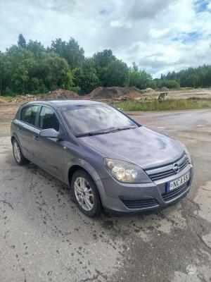 Pelēks Opel Astra 2004 Radviliškis, ar dzinēja tilpumu 1.69 L un nobraukumu 242 tūkst. km par 600 €, foto 13 vietnē AUTOMOTO.COM.LV