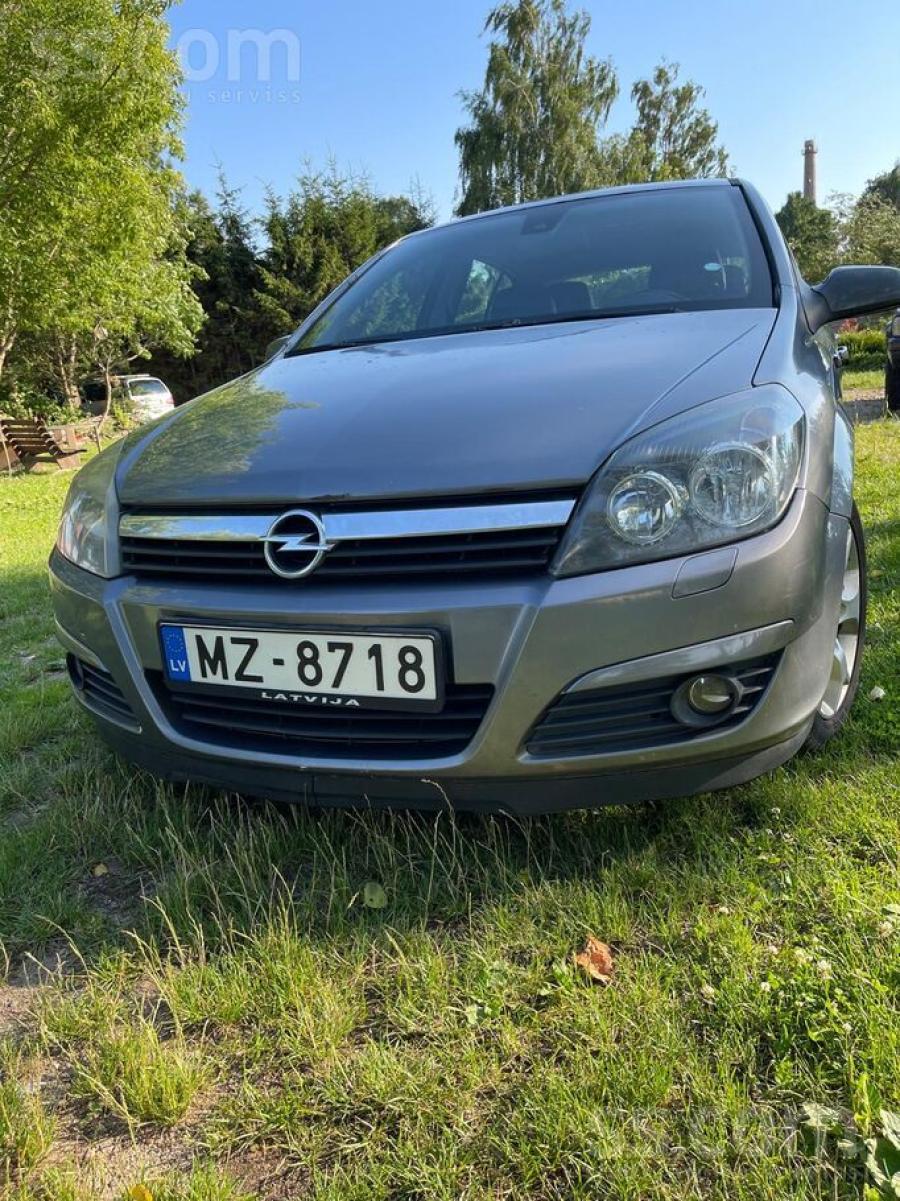 Grey Opel Astra 2004 in Riga, with an engine capacity of 1.70 L and mileage of 355 thousand km for 1000 €, photo 1 on AUTOMOTO.COM.LV