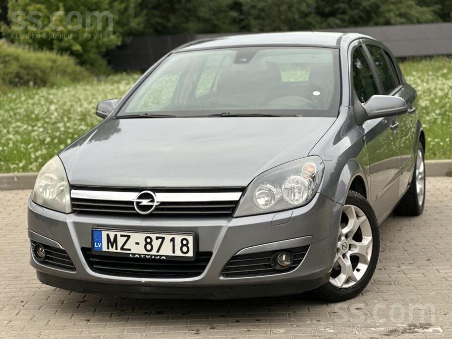 Grey Opel Astra 2004 in Jelgava, with an engine capacity of 1.70 L and mileage of 0 thousand km for 1450 €, photo 1 on AUTOMOTO.COM.LV