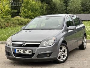 Grey Opel Astra 2004 in Jelgava, with an engine capacity of 1.70 L and mileage of 0 thousand km for 1450 €, photo 3 on AUTOMOTO.COM.LV