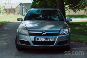 Pelēks Opel Astra 2004 Cēsis, ar dzinēja tilpumu 1.70 L un nobraukumu 329 tūkst. km par 950 €, foto 3 vietnē AUTOMOTO.COM.LV