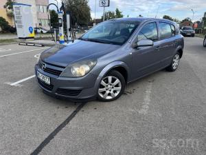 Pelēks Opel Astra 2004 Jelgava, ar dzinēja tilpumu 1.70 L un nobraukumu 256 tūkst. km par 1490 €, foto  vietnē AUTOMOTO.COM.LV