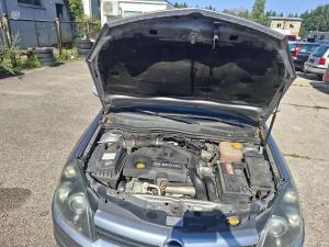 Pelēks Opel Astra 2004 Utena, ar dzinēja tilpumu 1.69 L un nobraukumu 240 tūkst. km par 1250 €, foto 3 vietnē AUTOMOTO.COM.LV