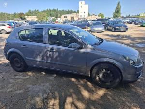 Pelēks Opel Astra 2004 Utena, ar dzinēja tilpumu 1.69 L un nobraukumu 240 tūkst. km par 1250 €, foto 8 vietnē AUTOMOTO.COM.LV