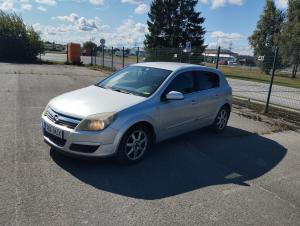 Grey Opel Astra 2004 in Tallinn, with an engine capacity of 1.70 L and mileage of 320 thousand km for 500 €, photo 7 on AUTOMOTO.COM.LV