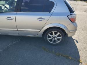 Grey Opel Astra 2004 in Tallinn, with an engine capacity of 1.70 L and mileage of 320 thousand km for 500 €, photo 8 on AUTOMOTO.COM.LV