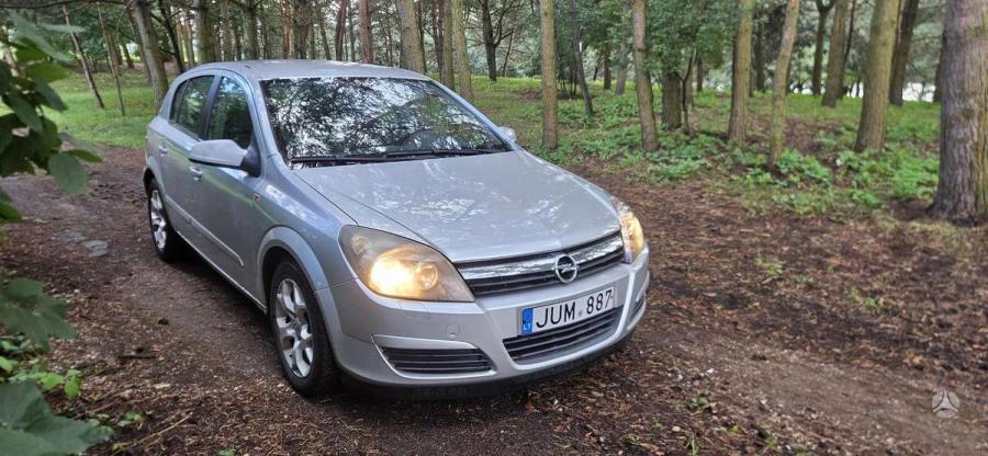 Pelēks Opel Astra 2004 Kauņa, ar dzinēja tilpumu 1.69 L un nobraukumu 306 tūkst. km par 850 €, foto 3 vietnē AUTOMOTO.COM.LV