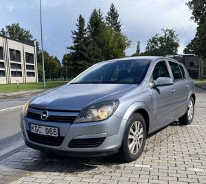 Pelēks Opel Astra 2004 Tauragė, ar dzinēja tilpumu 1.69 L un nobraukumu 347 tūkst. km par 1050 €, foto  vietnē AUTOMOTO.COM.LV