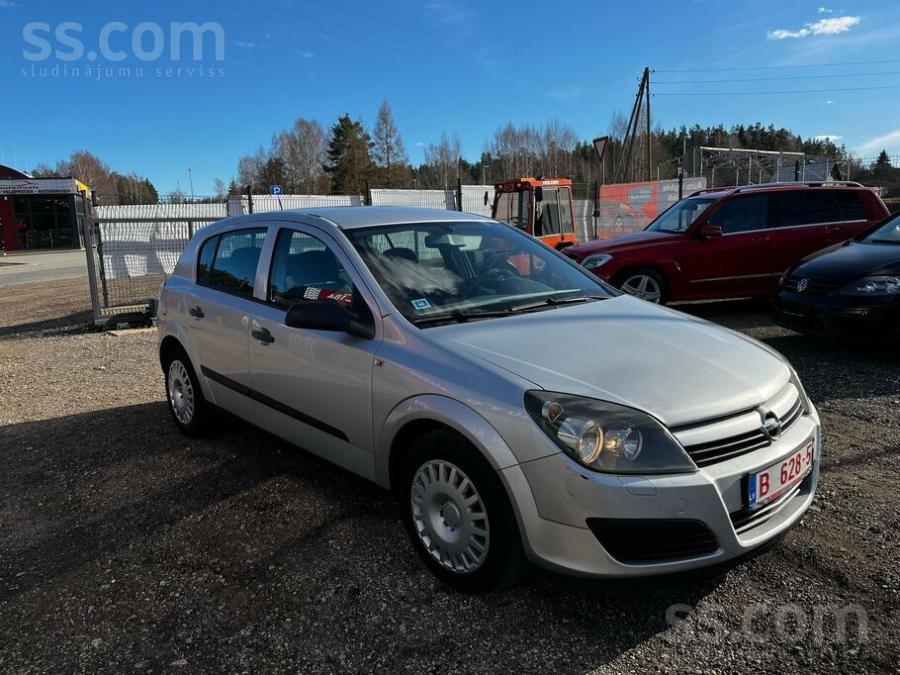 Pelēks Opel Astra 2005 Valmiera, ar dzinēja tilpumu 1.70 L un nobraukumu 0 tūkst. km par 4490 €, foto 8 vietnē AUTOMOTO.COM.LV