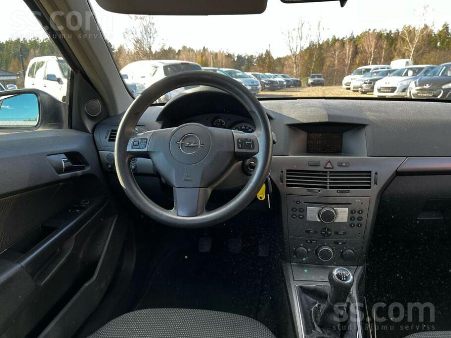 Pelēks Opel Astra 2005 Valmiera, ar dzinēja tilpumu 1.70 L un nobraukumu 0 tūkst. km par 4490 €, foto 12 vietnē AUTOMOTO.COM.LV