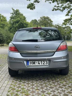 Pelēks Opel Astra 2005 Ventspils, ar dzinēja tilpumu 1.80 L un nobraukumu 197 tūkst. km par 1700 €, foto 6 vietnē AUTOMOTO.COM.LV