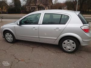 Pelēks Opel Astra 2005 Marijampole, ar dzinēja tilpumu 1.90 L un nobraukumu 134 tūkst. km par 1450 €, foto 7 vietnē AUTOMOTO.COM.LV