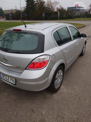 Pelēks Opel Astra 2005 Marijampole, ar dzinēja tilpumu 1.90 L un nobraukumu 134 tūkst. km par 1450 €, foto 12 vietnē AUTOMOTO.COM.LV