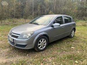 Grey Opel Astra 2005 in Vilnius, with an engine capacity of 1.70 L and mileage of 323 thousand km for 850 €, photo 5 on AUTOMOTO.COM.LV