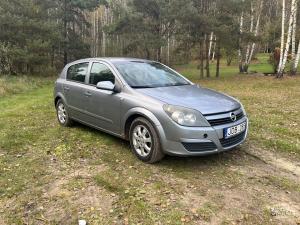 Grey Opel Astra 2005 in Vilnius, with an engine capacity of 1.70 L and mileage of 323 thousand km for 850 €, photo 12 on AUTOMOTO.COM.LV