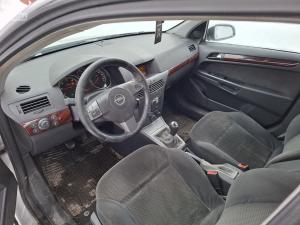 Pelēks Opel Astra 2005 Ukmergė, ar dzinēja tilpumu 1.20 L un nobraukumu 286 tūkst. km par 1199 €, foto 9 vietnē AUTOMOTO.COM.LV