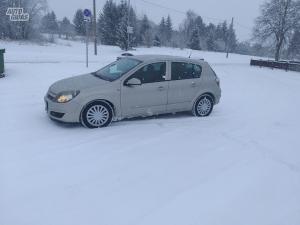 Pelēks Opel Astra 2005 Viļņa, ar dzinēja tilpumu 1.70 L un nobraukumu 275 tūkst. km par 725 €, foto  vietnē AUTOMOTO.COM.LV