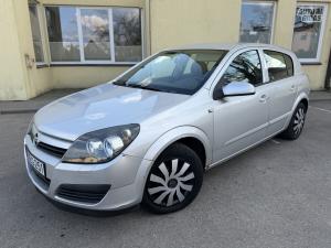Pelēks Opel Astra 2005 Kauņa, ar dzinēja tilpumu 1.70 L un nobraukumu 256 tūkst. km par 990 €, foto 3 vietnē AUTOMOTO.COM.LV