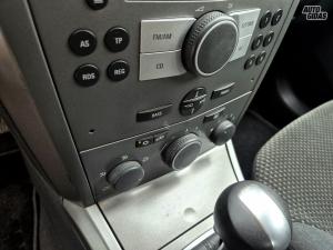 Grey Opel Astra 2005 in Kaunas, with an engine capacity of 1.80 L and mileage of 285 thousand km for 2000 €, photo 14 on AUTOMOTO.COM.LV