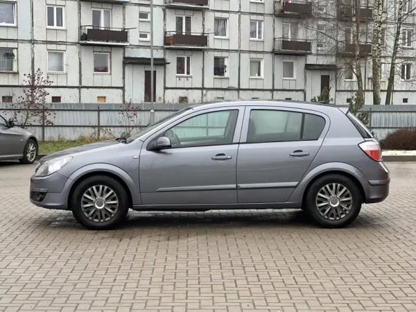 Pelēks Opel Astra 2005 Jēkabpils, ar dzinēja tilpumu 1.70 L un nobraukumu 236 tūkst. km par 2790 €, foto 8 vietnē AUTOMOTO.COM.LV