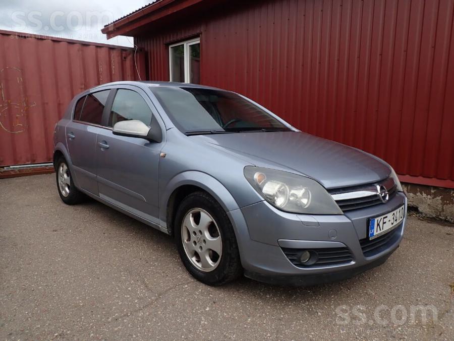 Pelēks Opel Astra 2005 Liepāja, ar dzinēja tilpumu 1.70 L un nobraukumu 287 tūkst. km par 1650 €, foto 1 vietnē AUTOMOTO.COM.LV