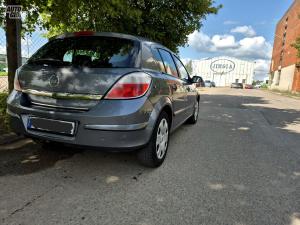 Серый Опель Астра 2005 в Каунас, объемом двигателя 1.80 л и пробегом 222 тыс. км за 2200 €, фото 4 на AUTOMOTO.COM.LV