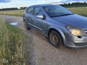 Pelēks Opel Astra 2005 Klaipėda, ar dzinēja tilpumu 1.70 L un nobraukumu 31 tūkst. km par 500 €, foto 4 vietnē AUTOMOTO.COM.LV